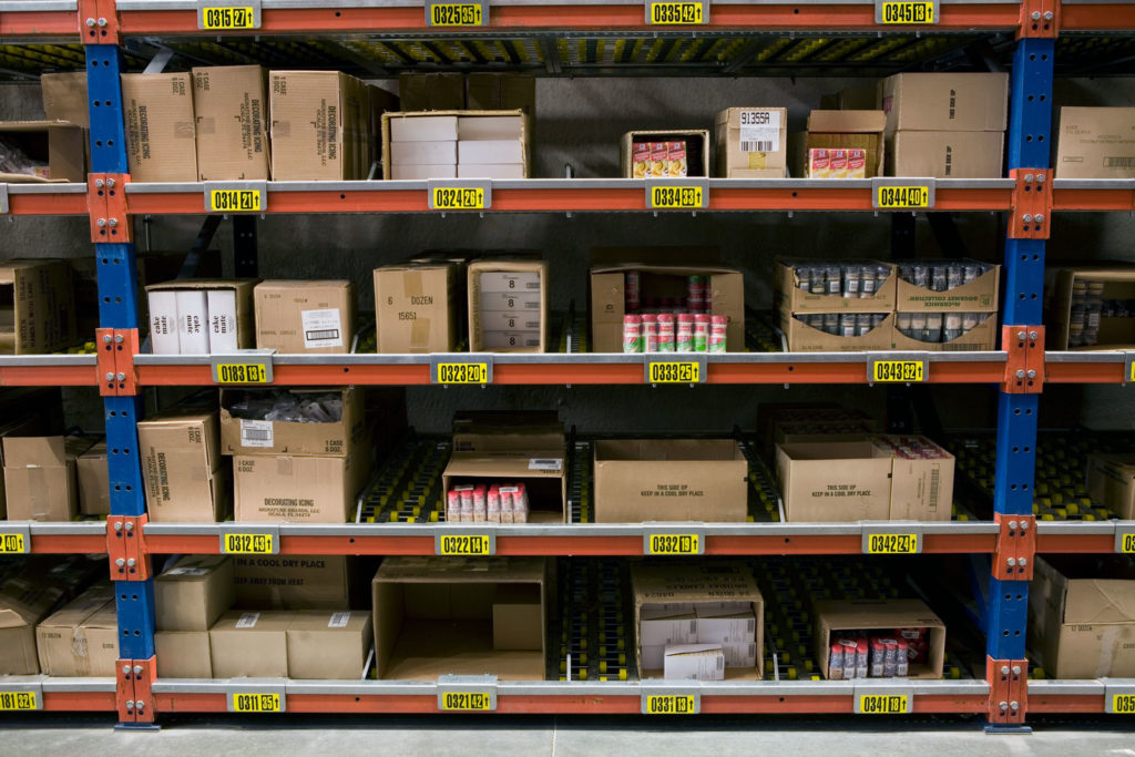 SelecDeck® Case Flow Rack Systems - Frazier Industrial Company